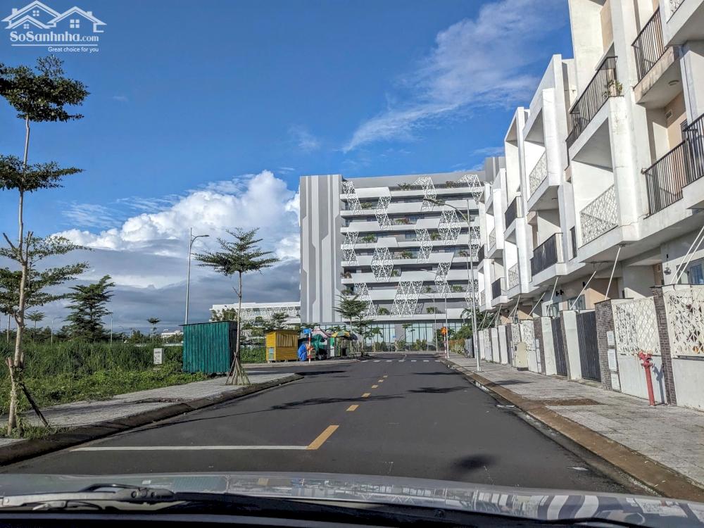 Nhượng nền 67,5m2 đối diện dãy KTX Đại Học FPT Giá 2,x tỷ. - Bán đất tại Quận Ninh Kiều